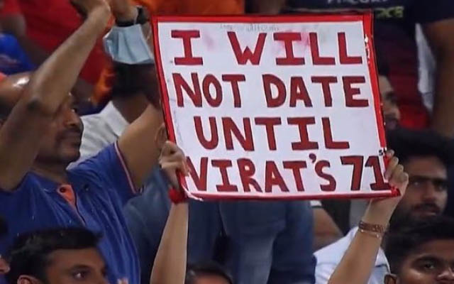 IPL 2022: 6 Most hilarious fan made banners